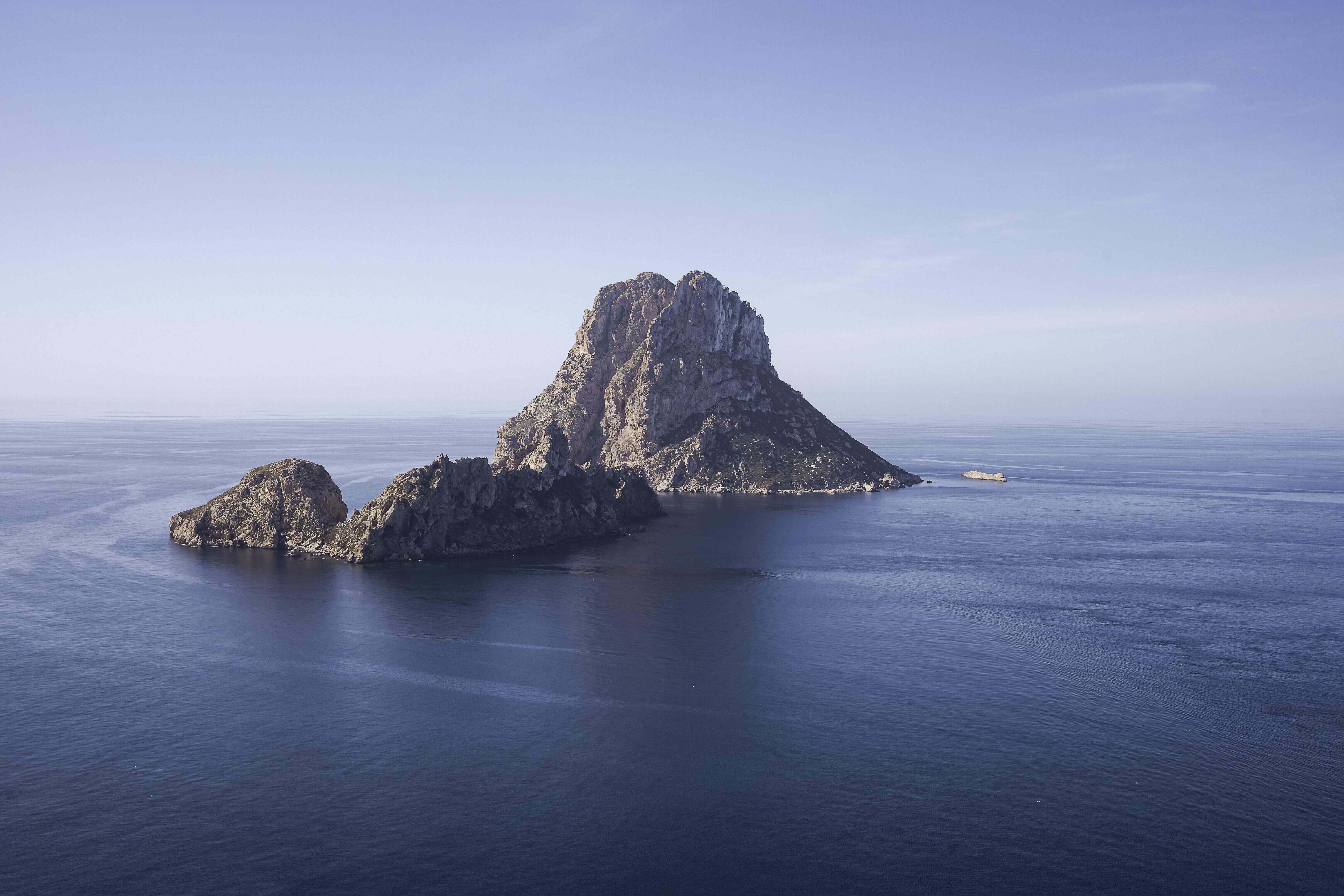 Es Vedrà from Ibiza: Self-drive road trips - Gobycar
